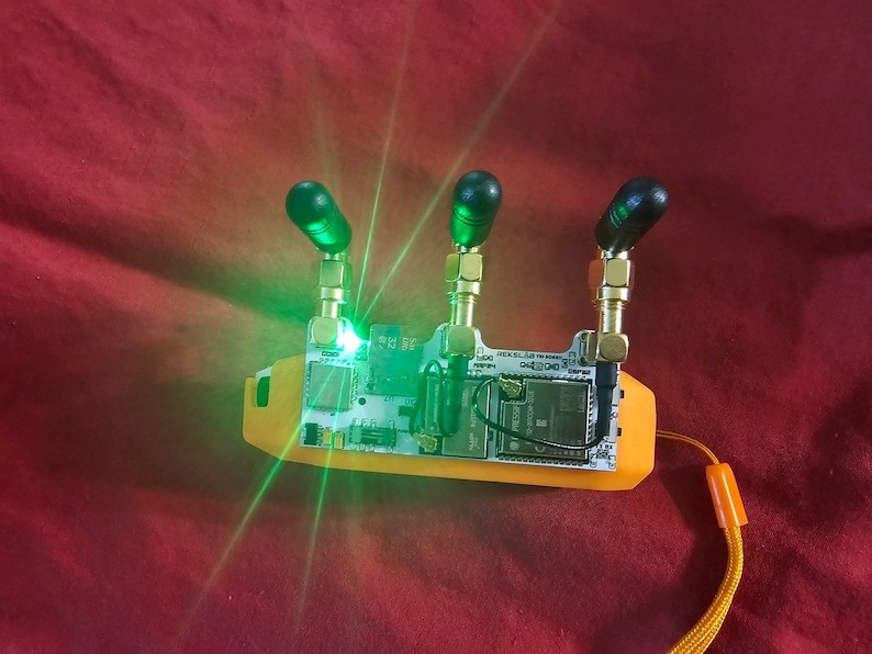 Flipper Zero credit card skimmer – GSM Skimmer