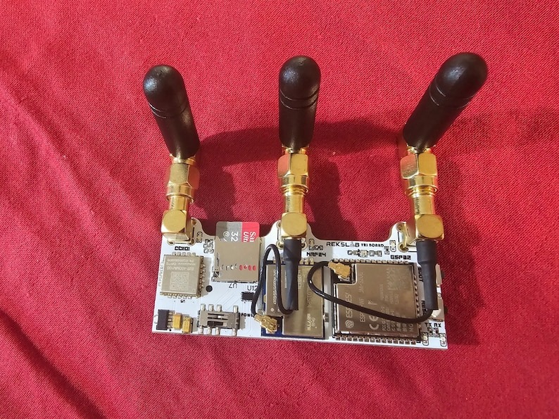 Flipper Zero credit card skimmer – GSM Skimmer